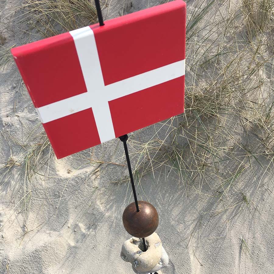 Køb Dansk træflag og velkommen klods/brick